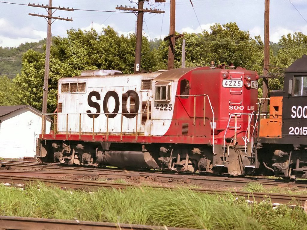 SOO 4225